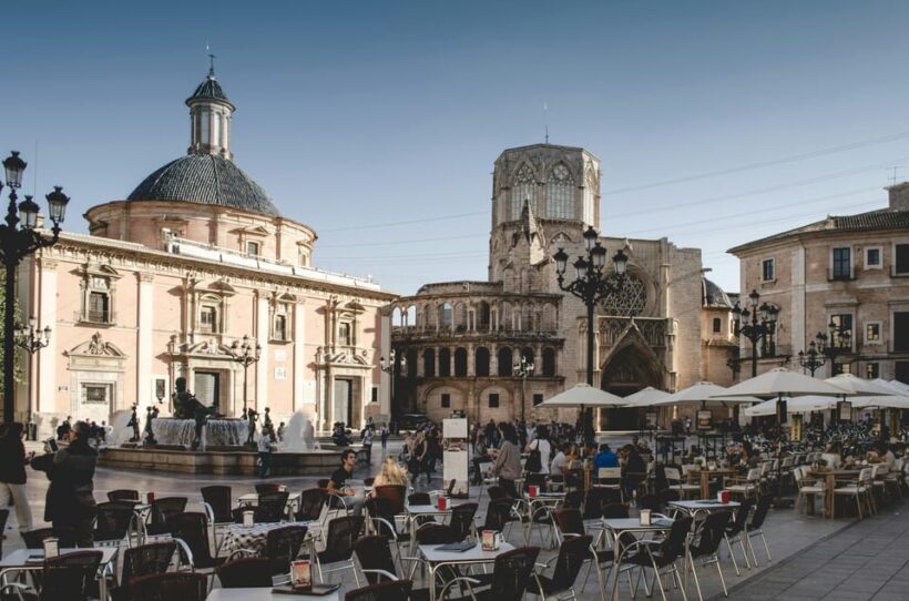 Valencia: Walking Tour of City Highlights with tastings - FAQs