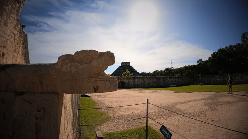 Valladolid: Chichén Itzá and 2 Cenotes Shared Day Trip - Key Points