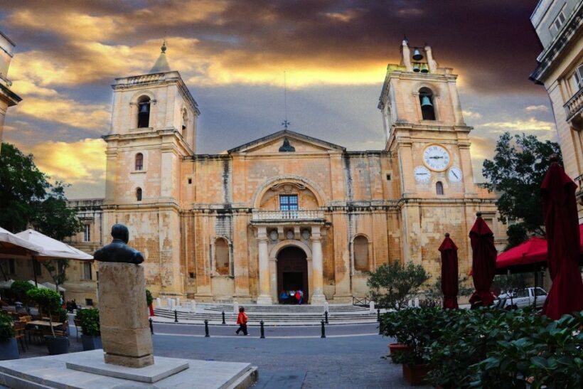 Valletta Half Day inc St. John's Cathedral, Malta Experience - Introduction