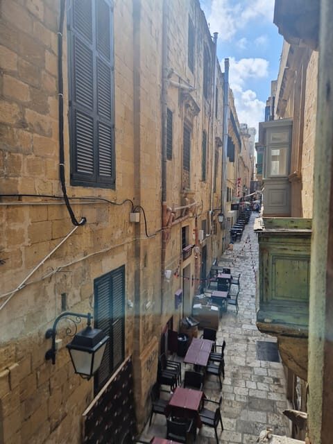 Valletta: Private Walking Tour with Local Guide - The Sum Up