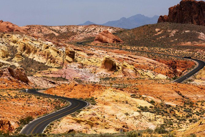Valley of Fire Guided Hiking Tour From Las Vegas - What to Bring and Wear