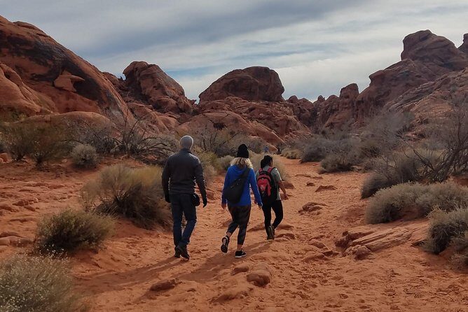 Valley of Fire Hike from Las Vegas - Scenic Drive and Additional Stops