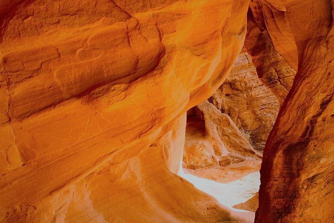 Valley of Fire Small Group Tour From Las Vegas - Experience and Highlights