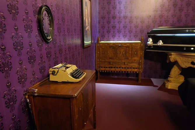 Vampire's Lair Escape Room Game for Private Group - FAQ