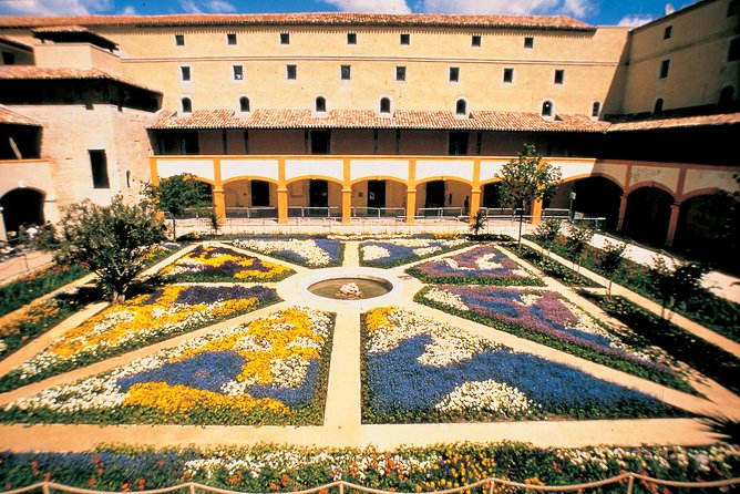 Van Gogh & Carrières De Lumières Half-Day Tour From Avignon - Inclusions and Transportation