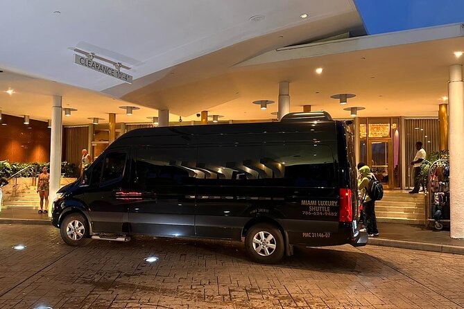 VAN Mia Airport or Hotels to Miami Port or Hotels Up to 14pax - Customer Feedback and Ratings