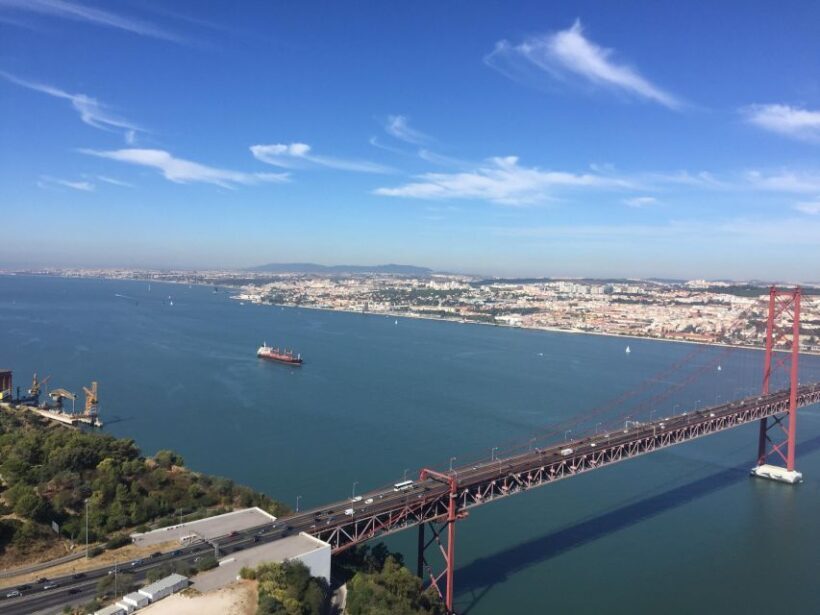 Van tour covering Lisbon highlights and Cascais&Sintra. - An Authentic and Well-Organized Lisbon Experience