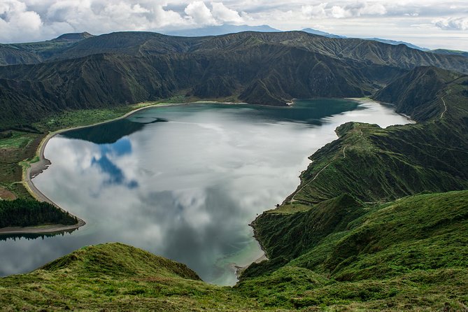 Van Tour Lagoa do Fogo - The Itinerary in Detail