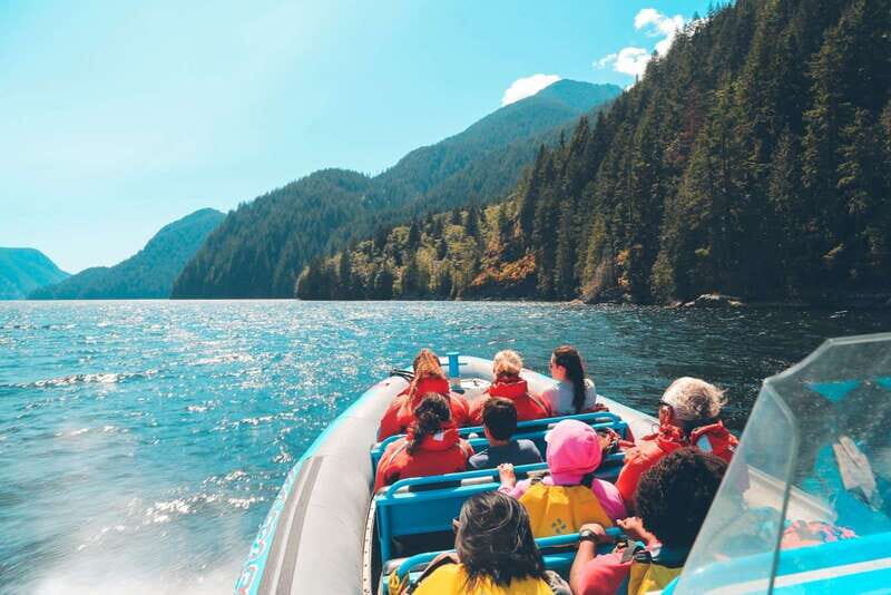 Vancouver: City and Seal Boat Tour - Key Points