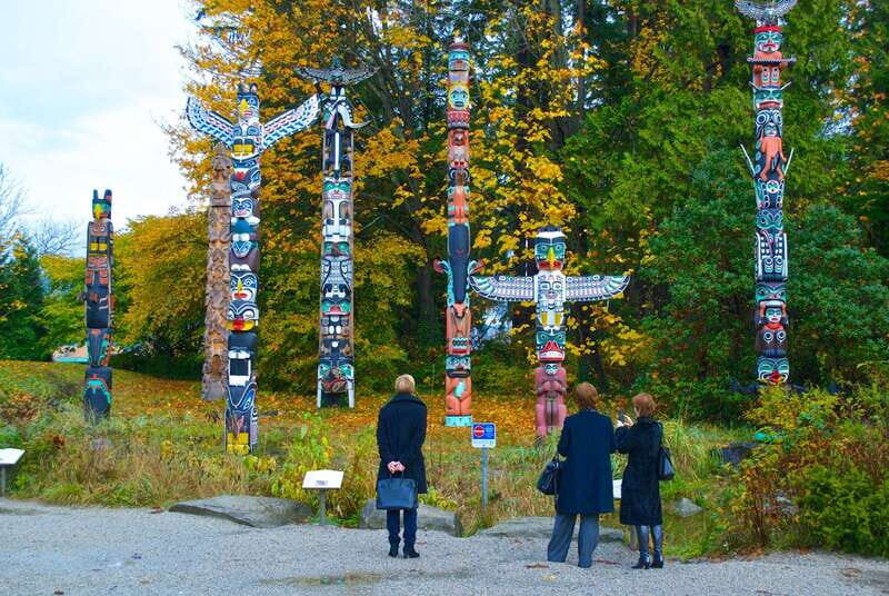 Vancouver: City + Lookout Tour & Option to Add YVR Drop-Off - Key Points