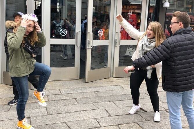 Vancouver City Scavenger Hunt Excursion by Wacky Walks - What to Expect on Your Adventure
