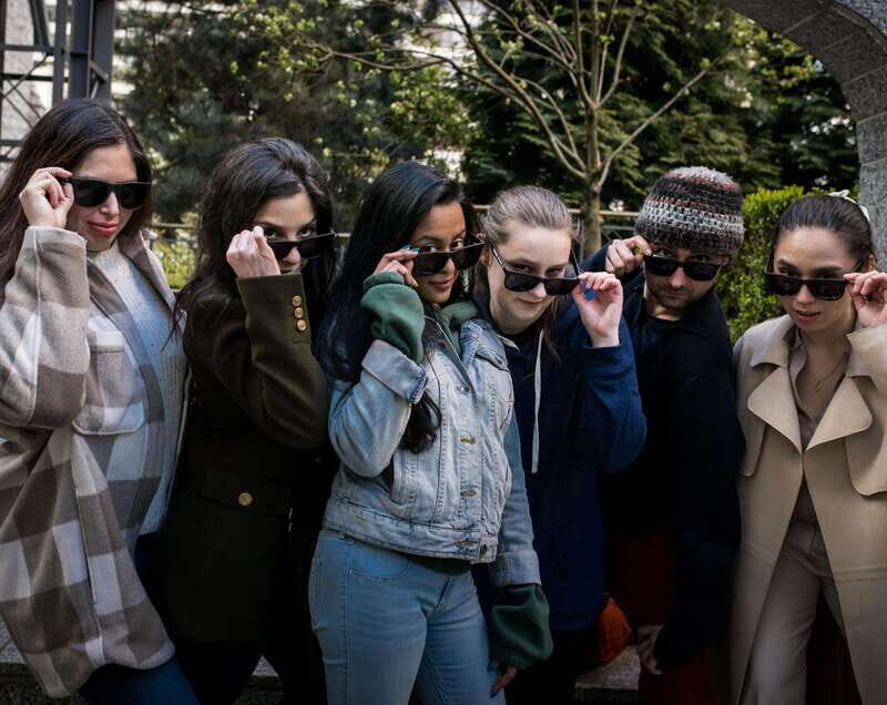 Vancouver: Explore Gastown with an Outdoor Murder Mystery - An Engaging Introduction to a Unique Vancouver Experience