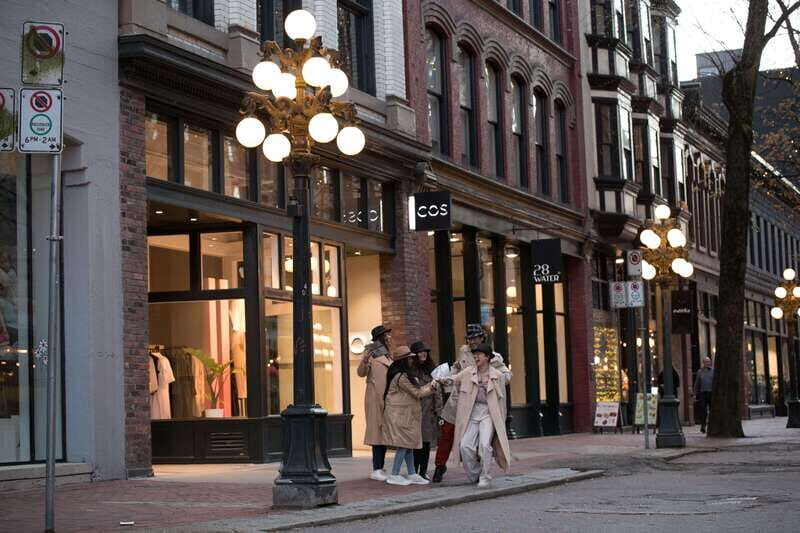 Vancouver: Explore Gastown with an Outdoor Murder Mystery - FAQ