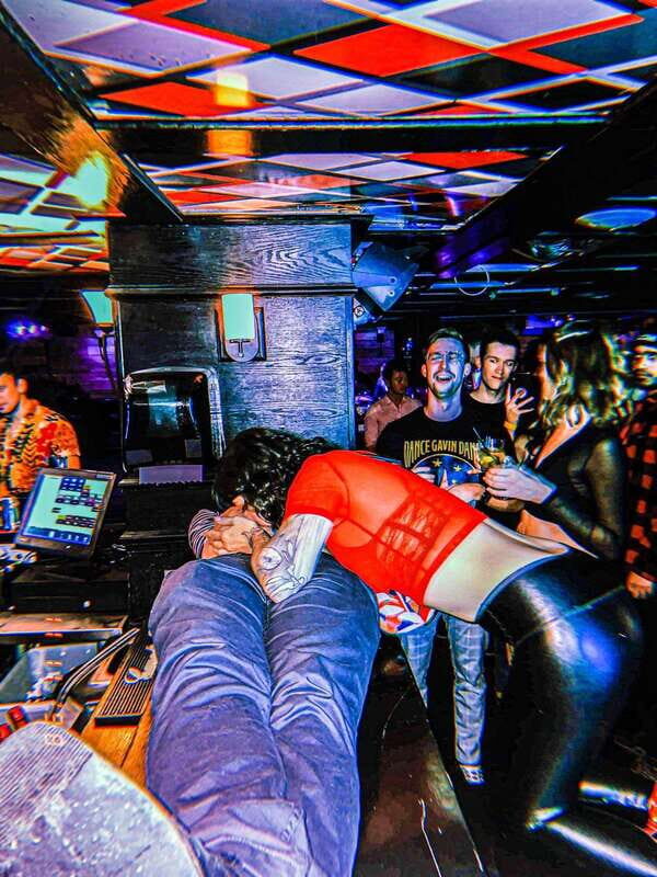 Vancouver: Gastown Pub Crawl - Who Is This Tour Best For?