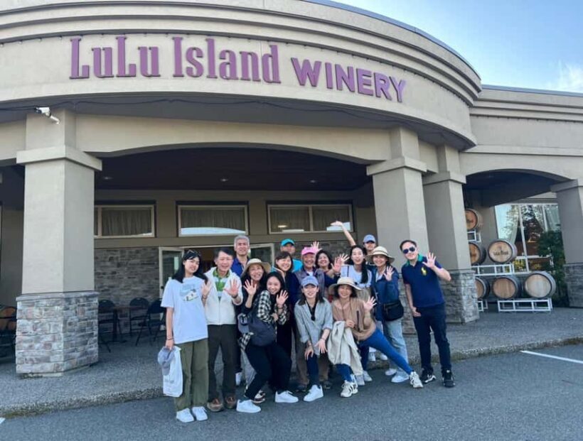 Vancouver Hidden Gems: Winery Tasting & Temple Visit - An In-Depth Look at the Tour Experience