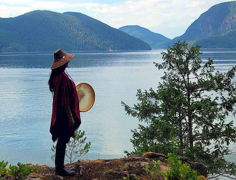 Vancouver Island: People Water Land - Indigenous & Whales - An Authentic Blend of Culture and Wildlife