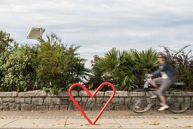 Vancouver Stanley Park 3 Hour Bike Tour - FAQ