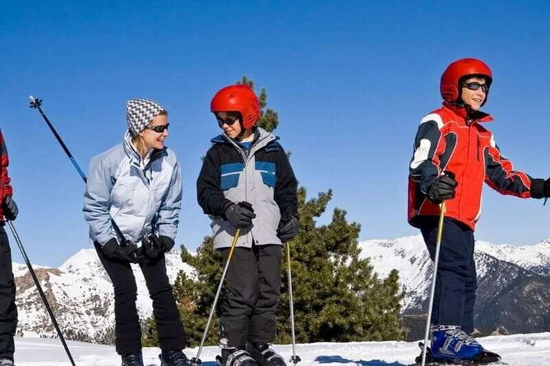 Vancouver to Revelstoke 2 days Ski and Snowboarding Tour - Key Points