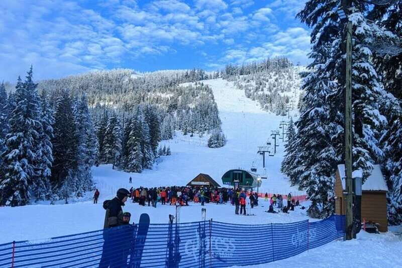 Vancouver Winter fun Mountain adventure Tour Private - The Sum Up