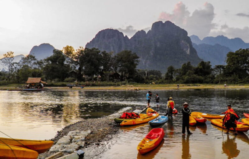 Vang Vieng: Zipline&Kayaking&BlueLagoon 1 - Swimming at Blue Lagoon 1