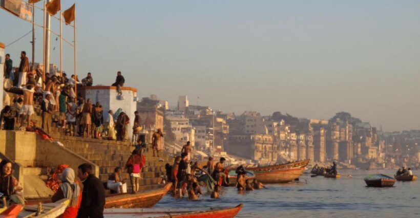 Varanasi: 3-Hour Evening Aarti Tour and Boat Ride - Practical Considerations and Tips