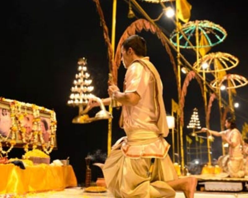 Varanasi: Guided Tour of Varanasi & Sarnath by Car - Who Would Enjoy This Tour?