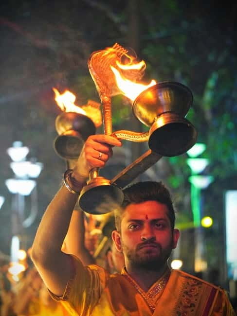 Varanasi: Half-Day City Tour & Evening Aarti with Boat Ride - Value for Money