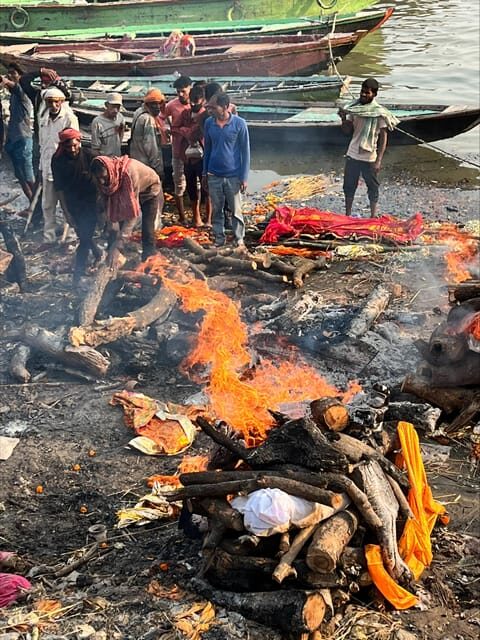 Varanasi: Manikarnika Ghat (Oldest Cremation Site) Tour - Final Thoughts