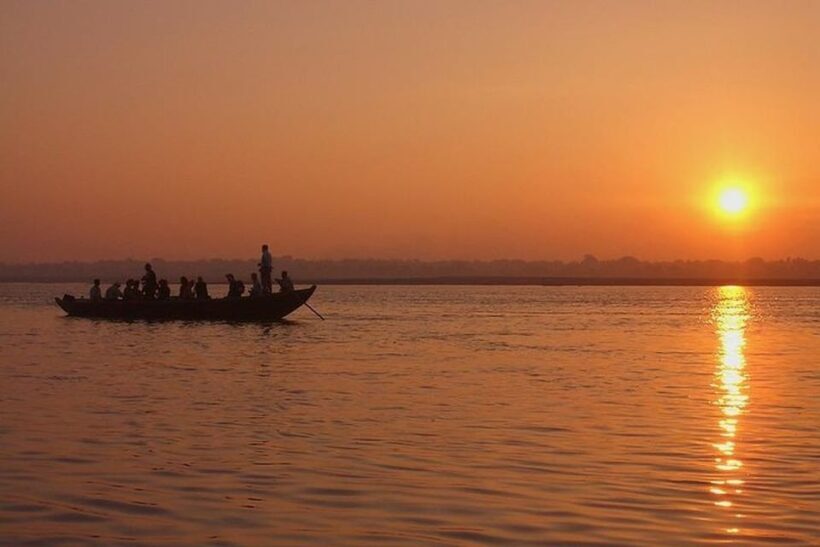 Varanasi: Morning Tour with Yoga Session and Boat Ride - An In-Depth Look at the Varanasi Morning Tour Experience