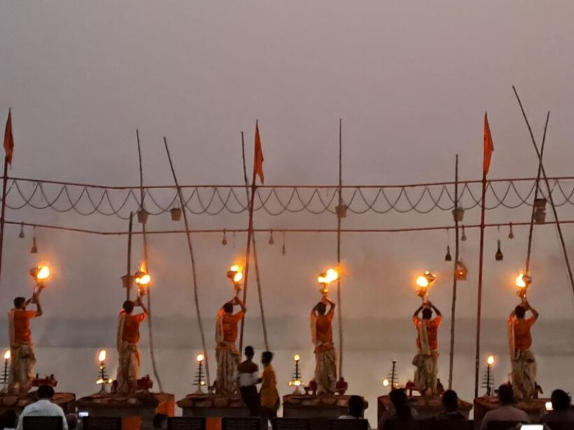 Varanasi: Sunrise Boat Tour with Arti Ceremony - Key Points