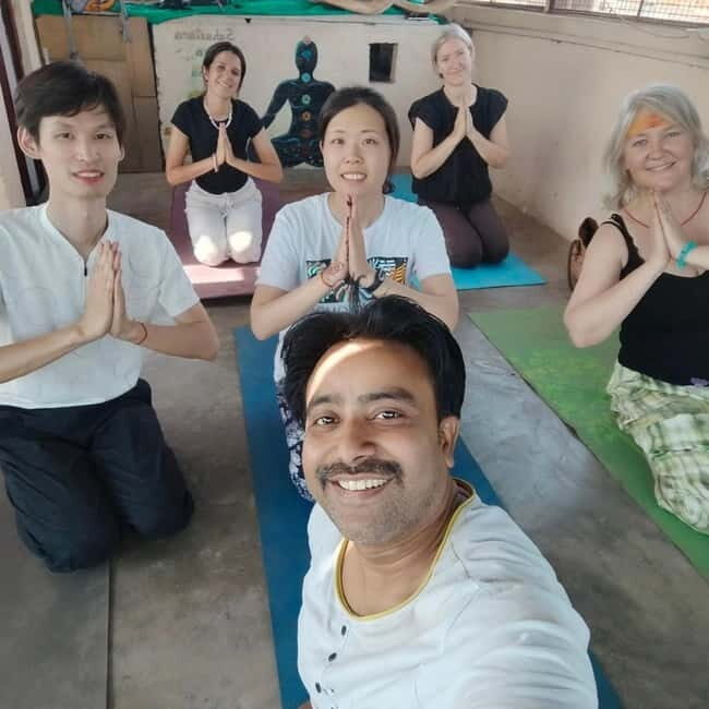Varanasi: Yoga, Ayurveda, and Cooking Class with Boat Ride - Key Points
