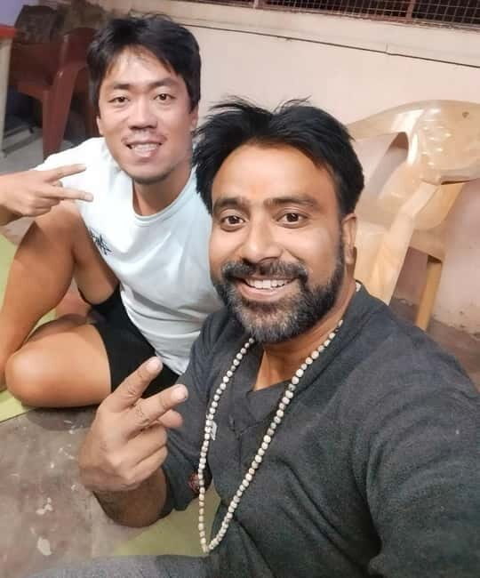 Varanasi: Yoga, Ayurveda, and Cooking Class with Boat Ride - Yoga in Varanasi: A Spiritual Start