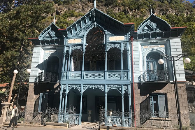 Vardzia caves - Rabati castle - Borjomi park from Tbilisi one-day tour - Analyzing the Value