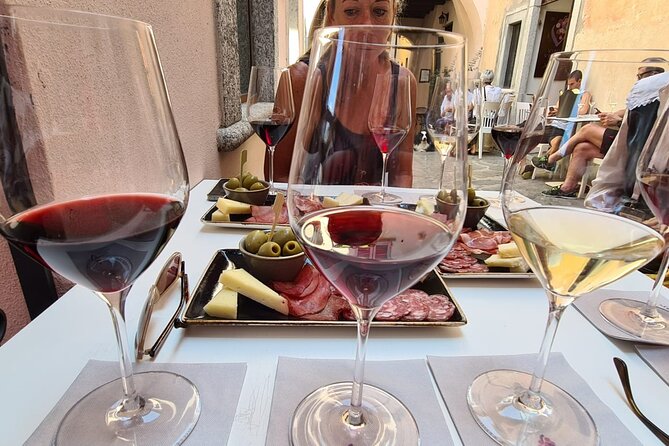Varenna: guided Walking Tour with Wine & Food tasting - The Practical Details