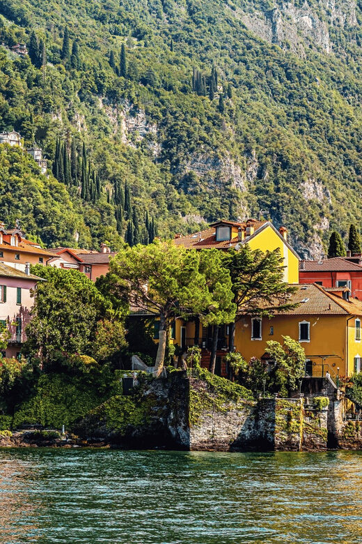Varenna: Shared Sunset Boat Tour with a Prosecco Aperitif - Key Points