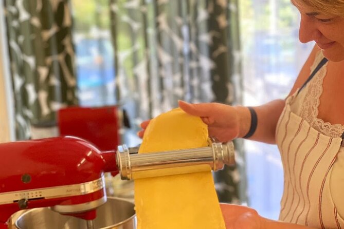 Varenna Walking Tour and Cooking Class - Key Points