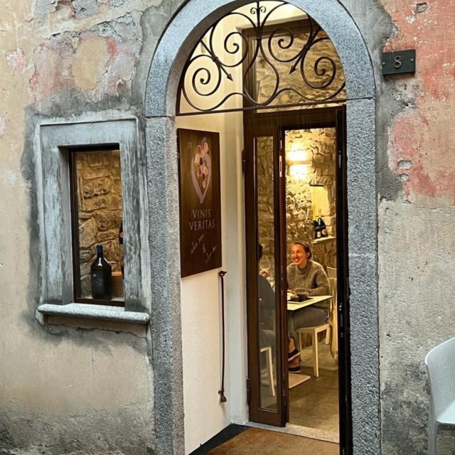 Varenna: Wine Tasting and Entry Ticket to Castello di Vezio - Varenna: Wine Tasting and Entry Ticket to Castello di Vezio – An Authentic Lake Como Experience