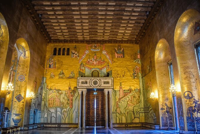 Vasa, Old Town, City Hall, Palace with Entry, Guided Tour - Analyzing the Value