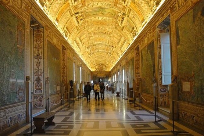 Vatican and Sistine Chapel at Night Private Tour, Top-Rated Guide - The Sistine Chapel in Evening Lighting