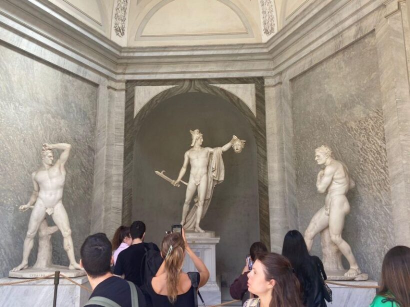 Vatican Guided Tour: Sistine Chapel and Michelangelo's Works - Key Points