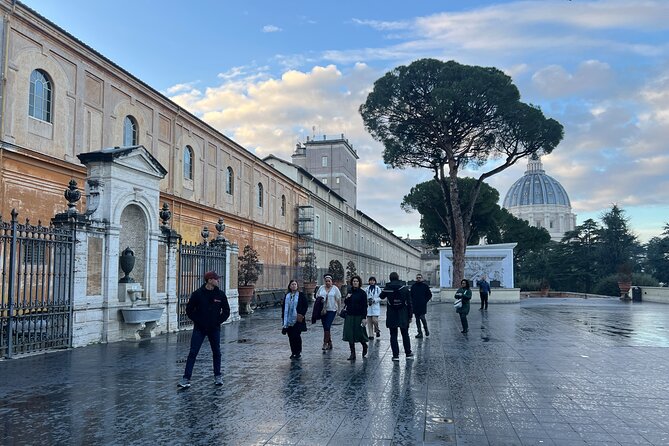 Vatican Museums Alone: Semi-Private Early Entry Tour & Breakfast - Who Should Consider This Tour?