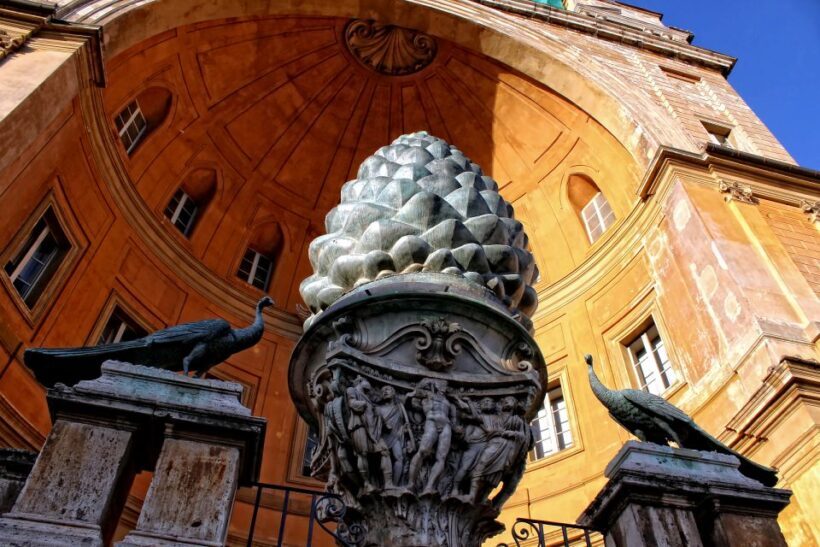 Vatican Museums, Sistine Chapel, & Raphael Room Private Tour - Key Points