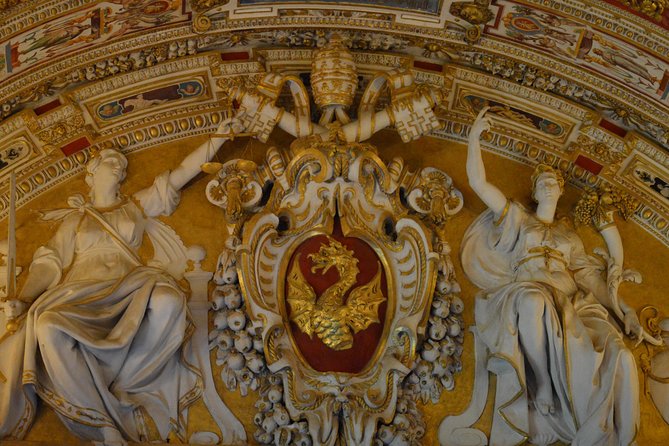 VATICAN MUSEUMS With SISTINE CHAPEL- Small Group Tour - Exploring the Vatican Treasures