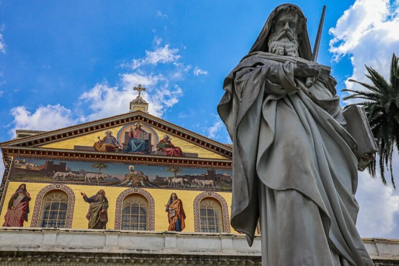 Vatican: Papal Basilicas and Holy Doors Tour with Transfers - Key Points