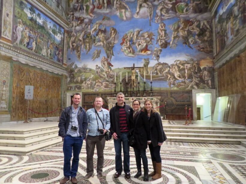 Vatican: Private Early Morning, Sistine Chapel Raphael Rooms - An In-Depth Look at the Experience