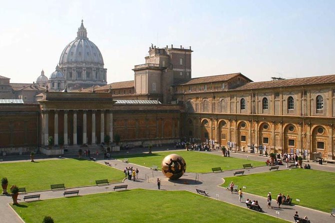 Vatican, Sistine Chapel and St. Peter's Basilica Tour - The Experience and Group Size