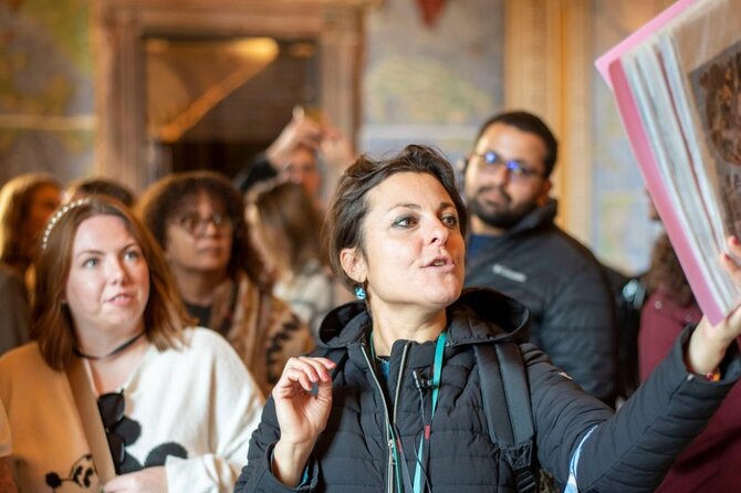 Vatican & Vatacombs Tour: Treasures of the Sistine Chapel - The Guide Experience