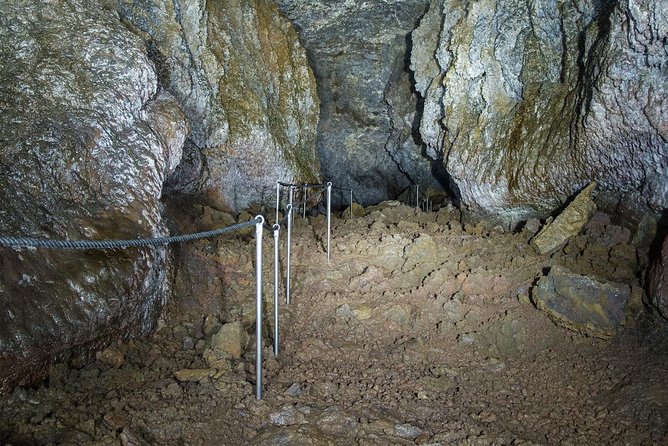 Vatnshellir Cave Tour - Meeting Location and Details