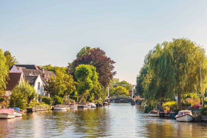 Vecht River: Full-day Cruise with Lunch - An Authentic Dutch Experience on the Vecht River