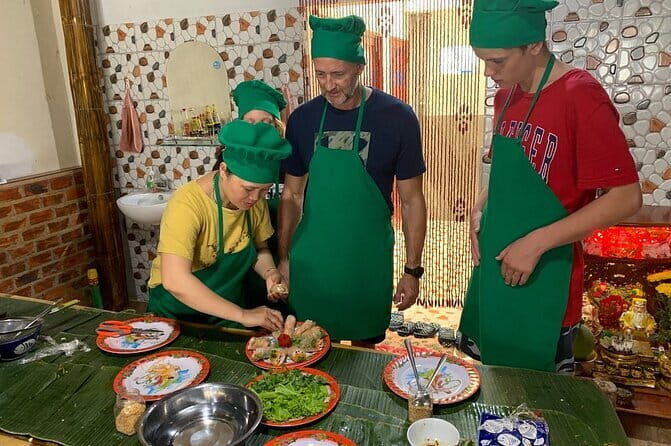 Vegan/Vegetarian Cooking Class with Local Chef in Hoi An - What to Expect from the Cooking Class Experience